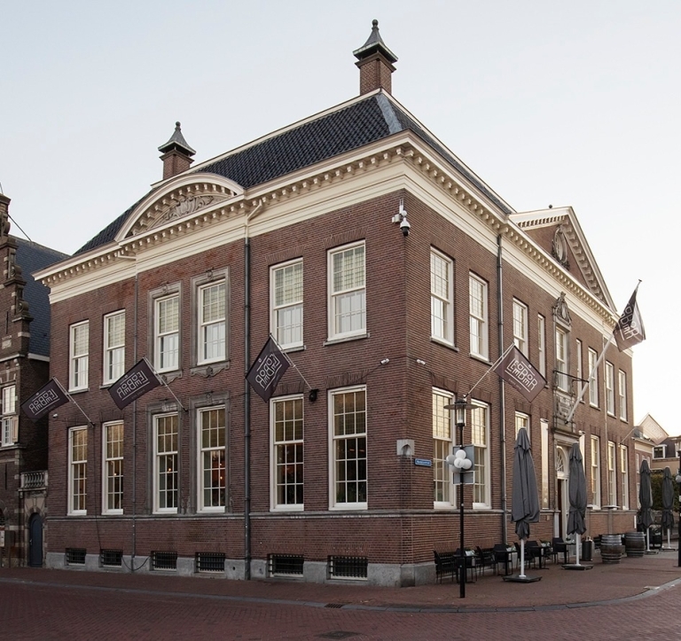 Quadrum Capital | Contact